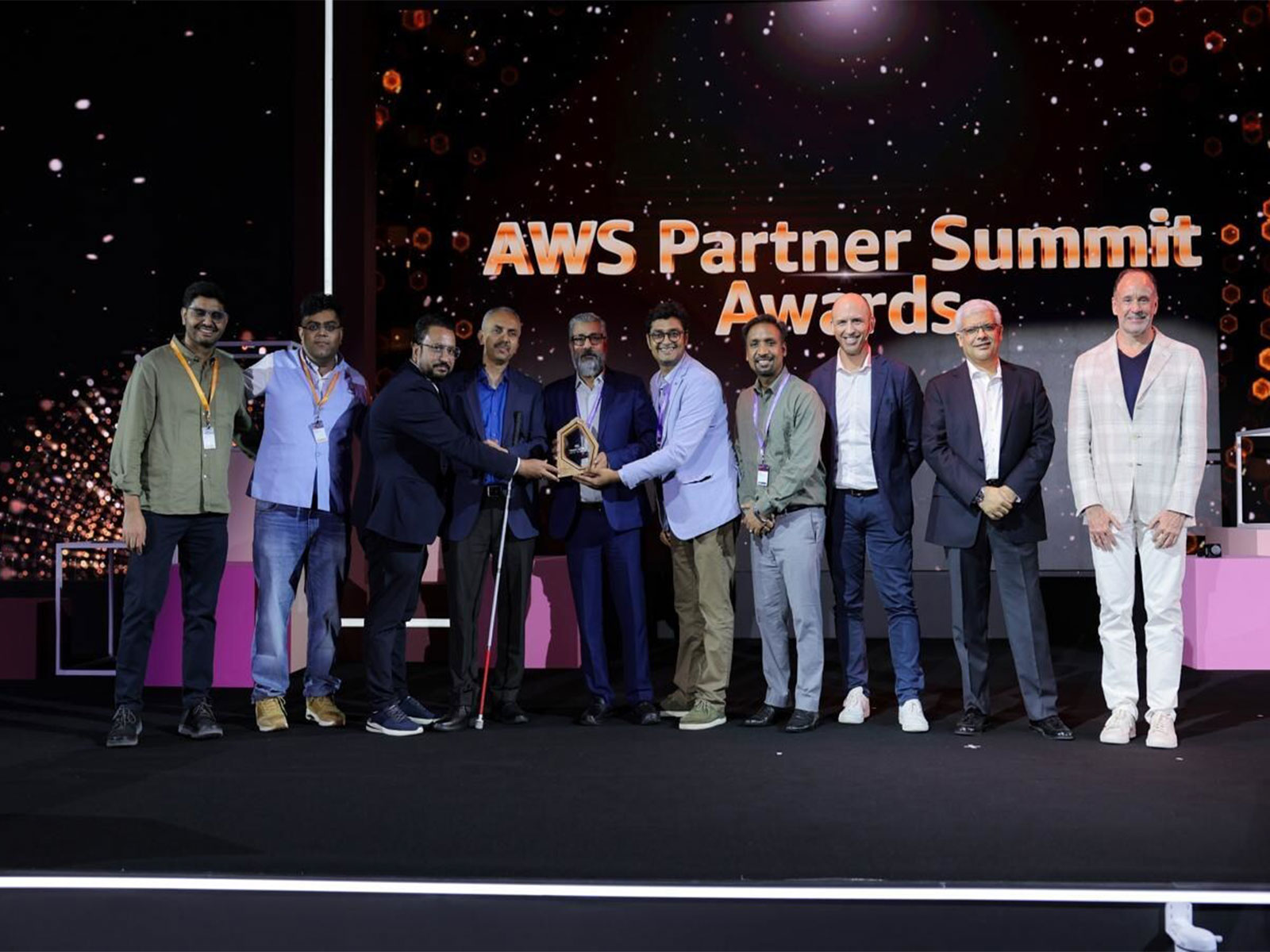 i2k2 Networks Honoured as AWS Rising Star Consulting Partner of the ...