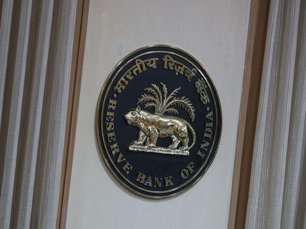 Outward remittances under LRS scheme near $2 billion in Nov: RBI ...
