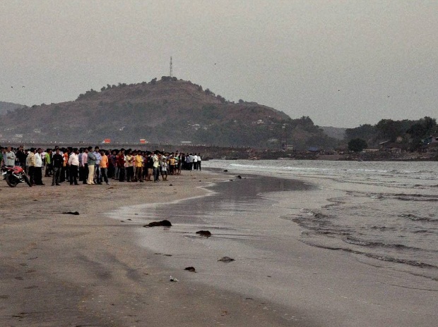 Selfie turns fatal as two TN tourists drown in separate incidents in Goa