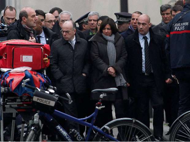 'Seven detained' in hunt for Paris media killers | Business Standard News