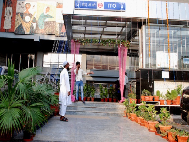 Rahul Jacob: Jugaad in the capital | Business Standard Column