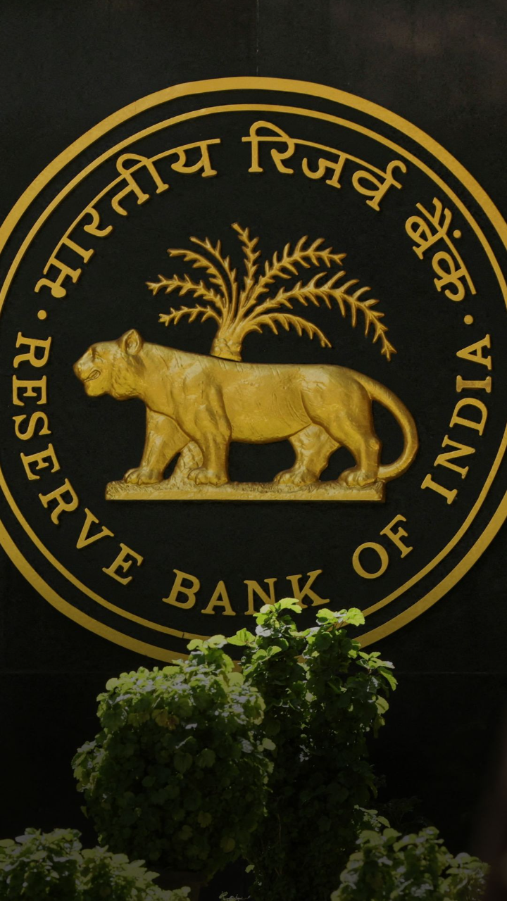 RBI balance sheet grows 8.2% to ₹76.25 trillion in FY25, surplus up 27% ...