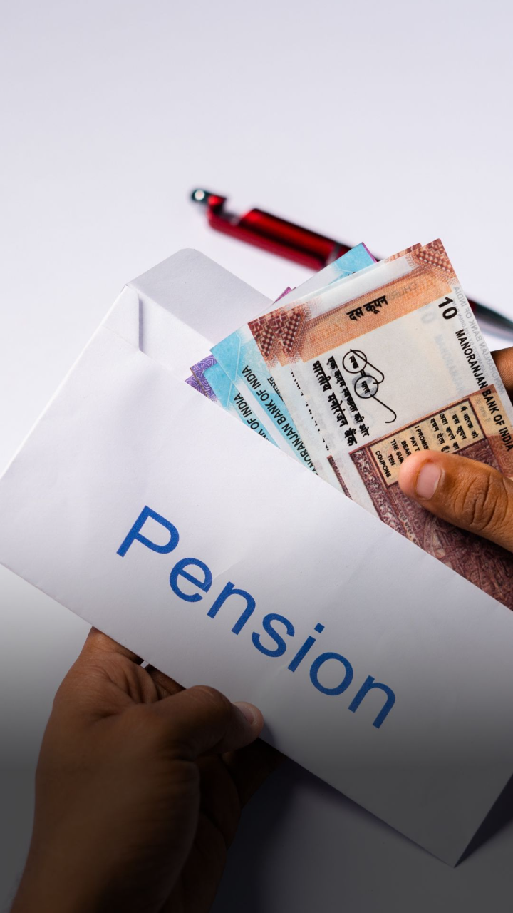 EPFO Pension scheme for Retired workers meagre? Govt data shows most ...